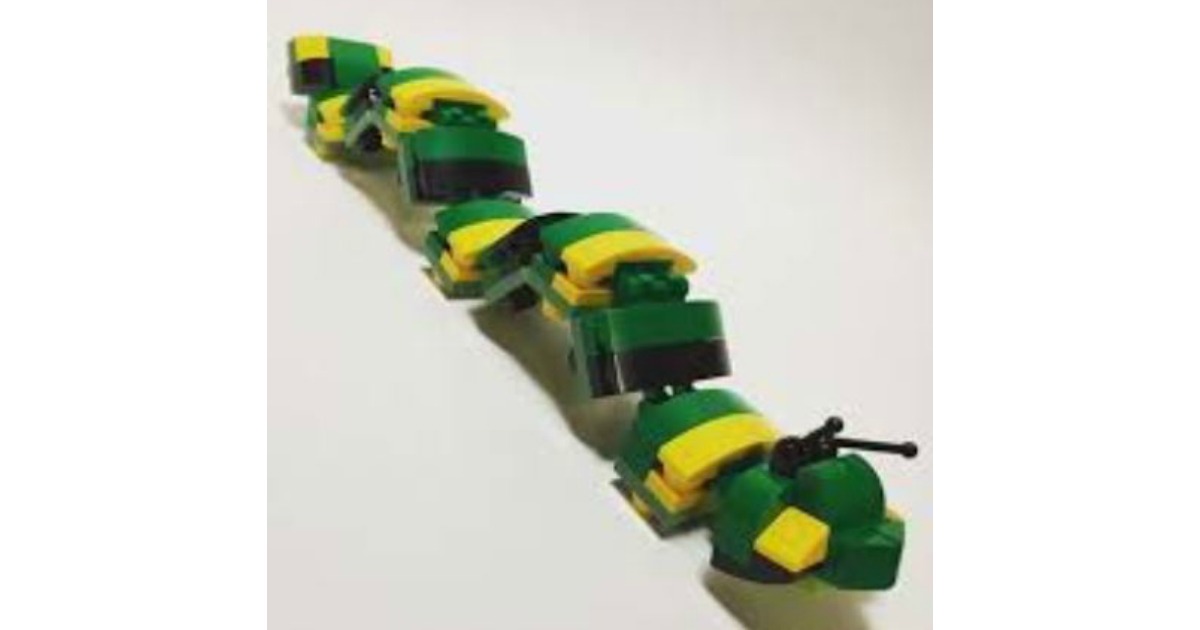 FREE LEGO Caterpillar model @ Lego Stores! (2/5 & 2/6) - MWFreebies